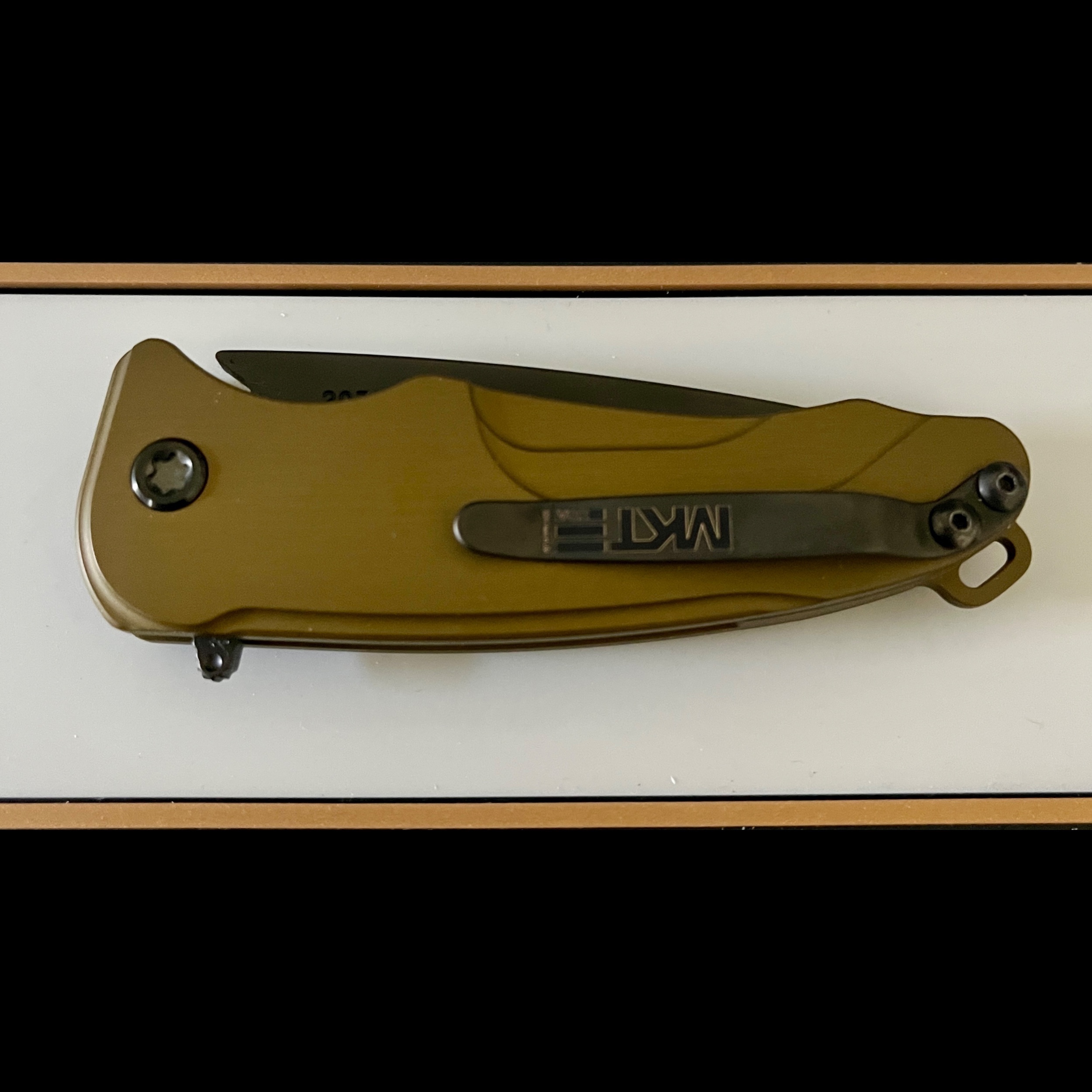 Bladebinge - Medford Smooth Criminal Plunge Lock Flipper Knife Yellow ...
